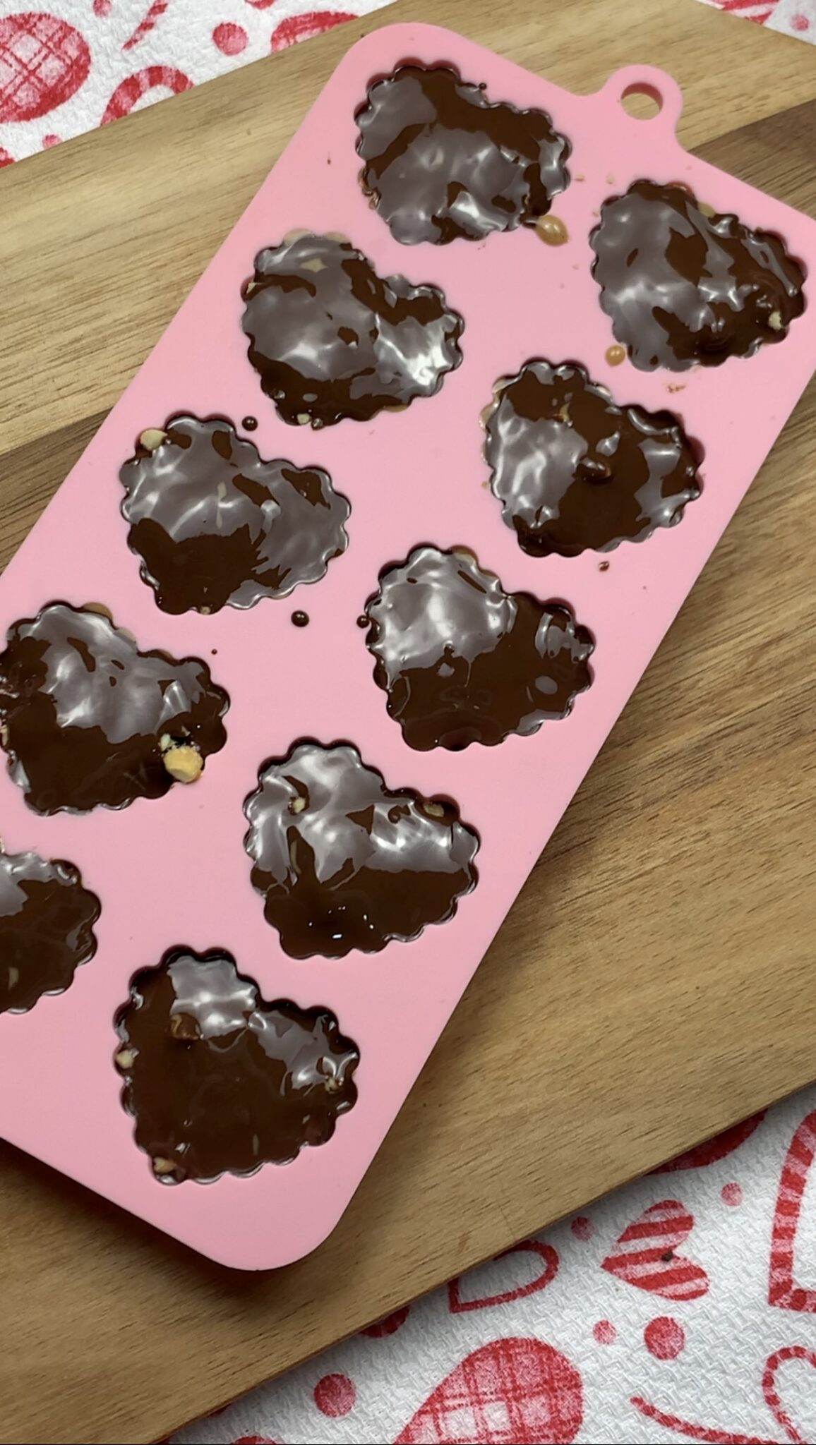 Easy Vegan Snickers Hearts - that chickpea